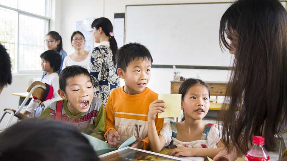 10 Tips When Teaching English as a Foreign Language to Children | ITTT ...