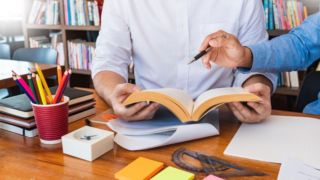 The Difference Between Teaching Children and Adult Learners | ITTT ...