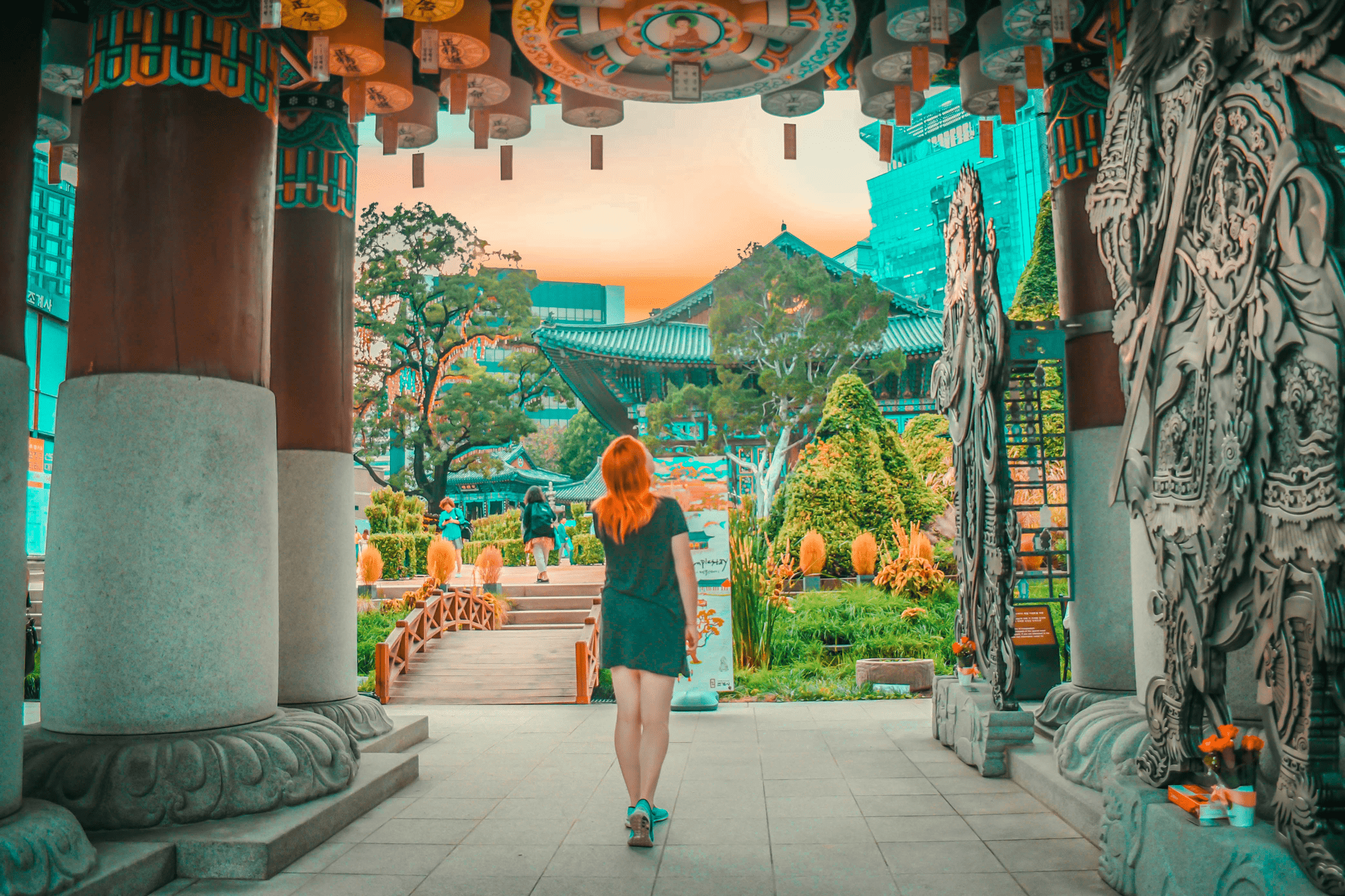 10 Female Travel Bloggers You Should Be Following Right Now | ITTT ...